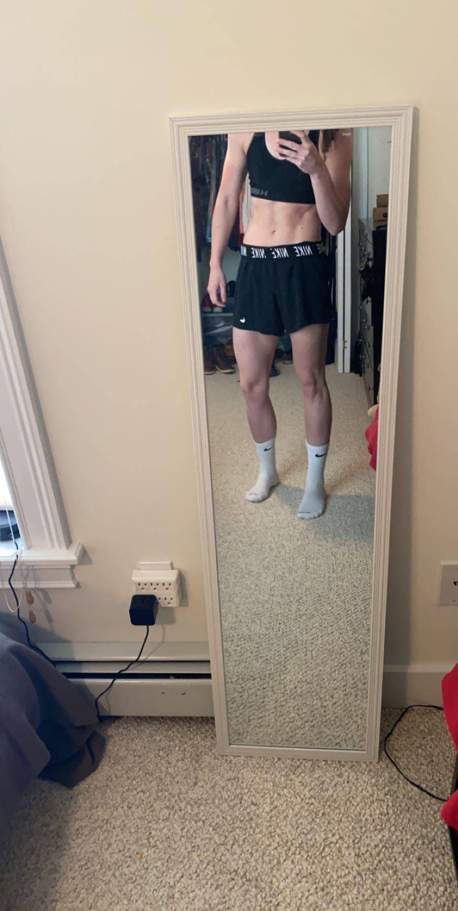 Current physique is “skinny bitch” but in working on it 🤷🏻‍♀️ | Scrolller