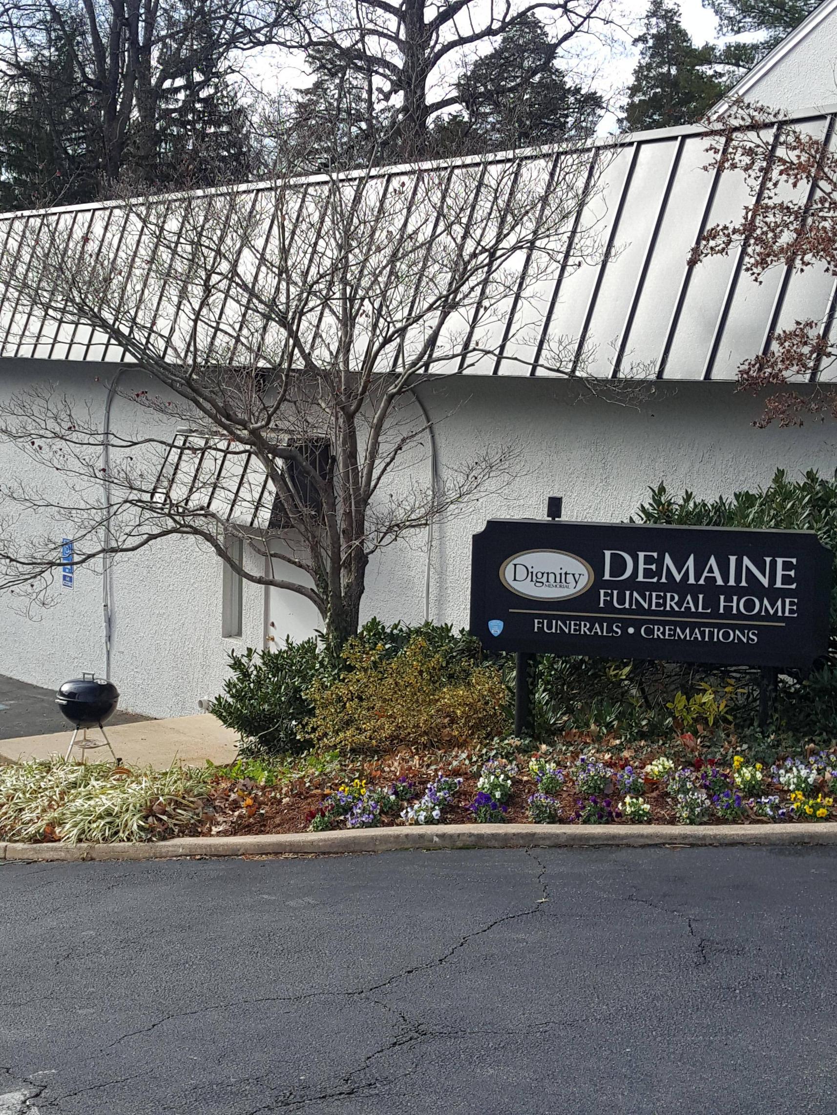 cursed grill in Fairfax | Scrolller