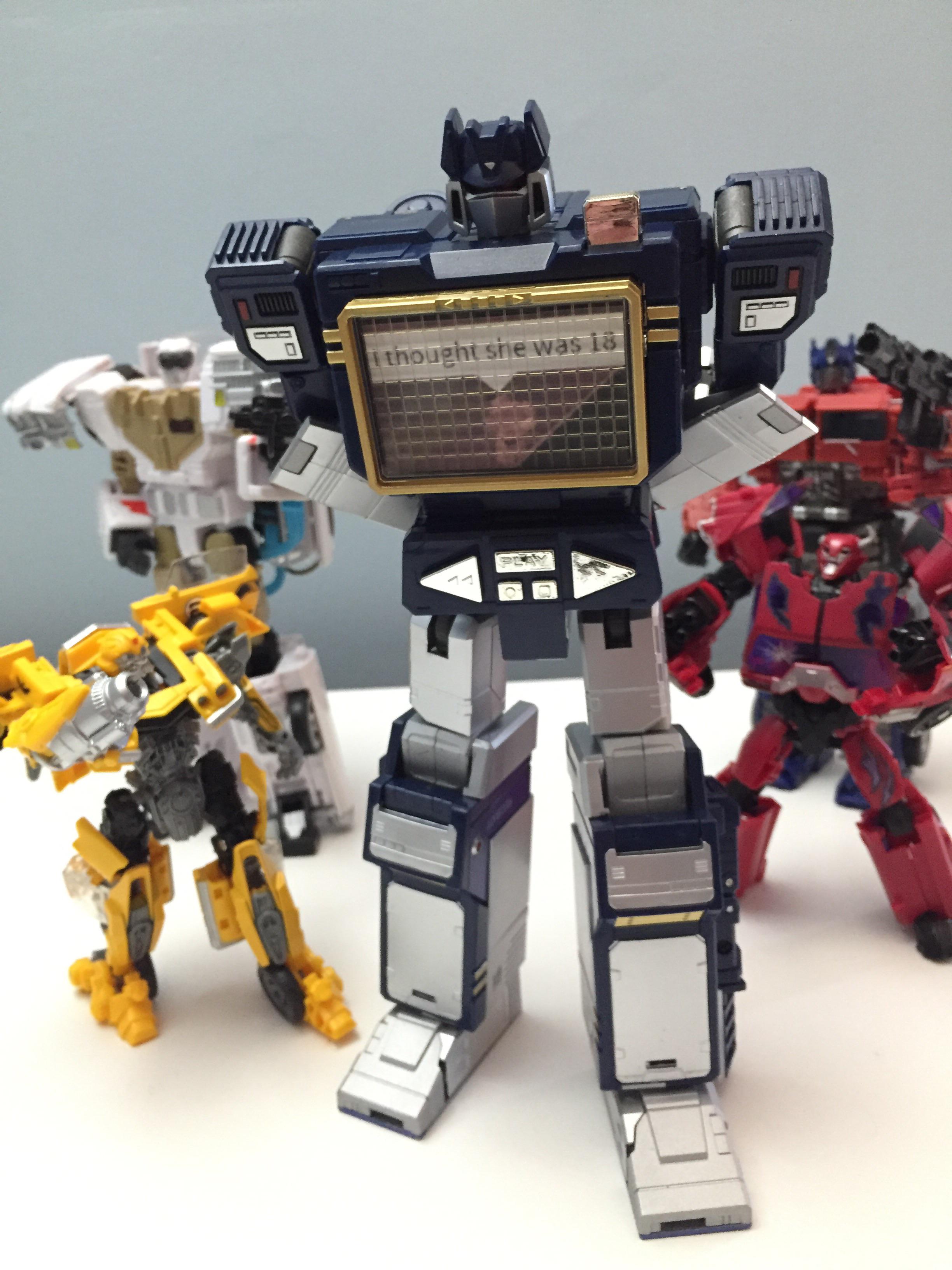 Cursed_Soundwave | Scrolller