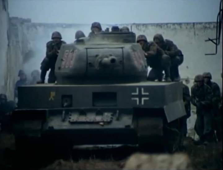 Cursed Tiger 1 / T-34/85 | Scrolller