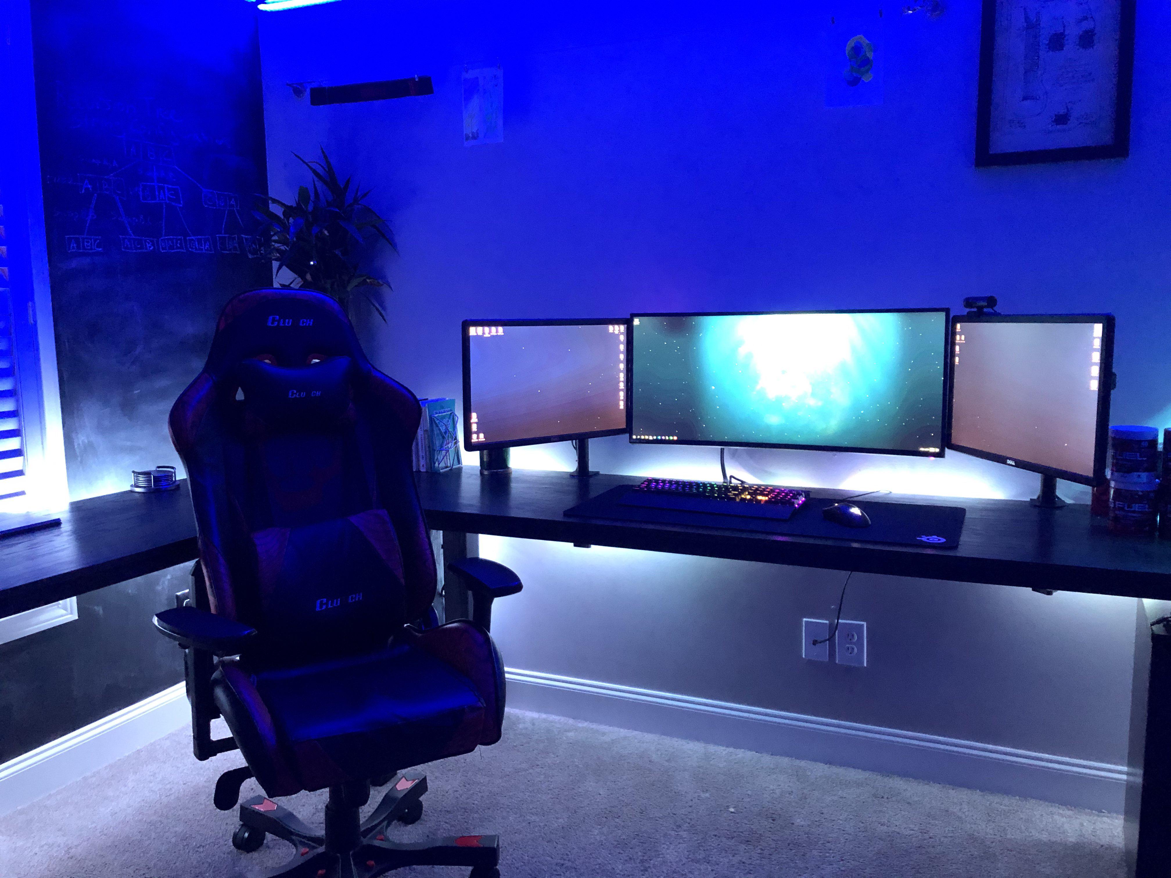 Custom 100" and 83" L-Desk. Ft Ultrawide | Scrolller