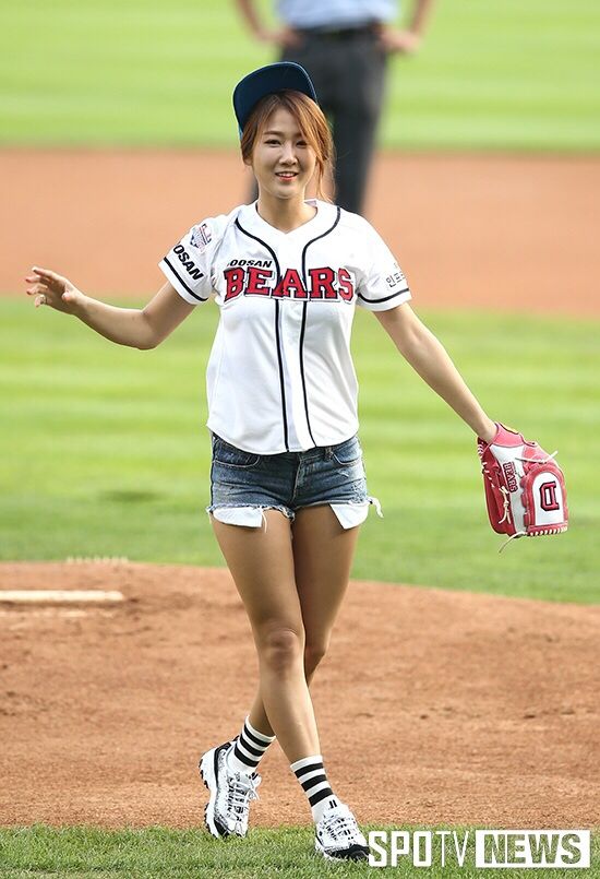 Cut-Offs Around The Mound | Scrolller