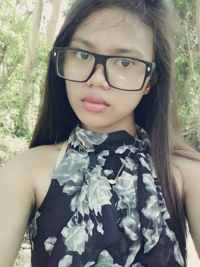 Cute Asian | Scrolller