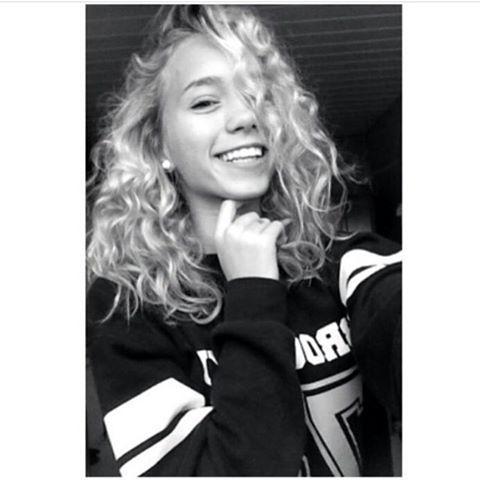 Cute Curls | Scrolller