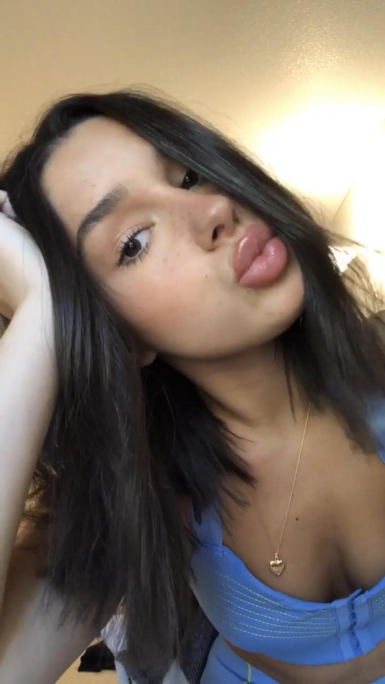 Cute pout | Scrolller