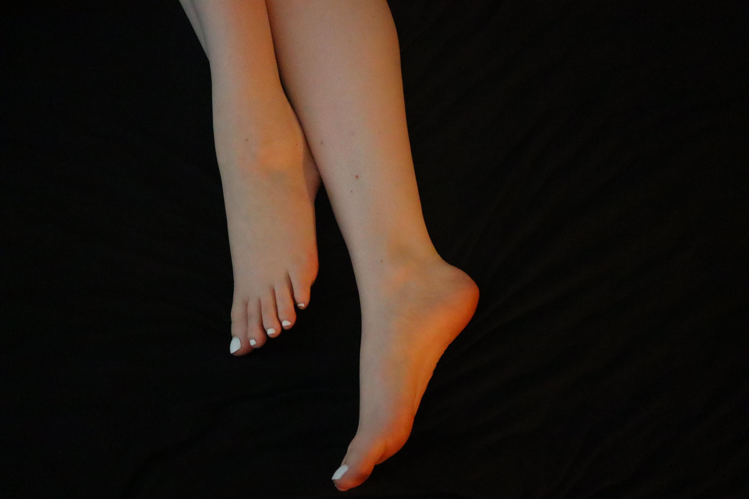 Cute toes | Scrolller