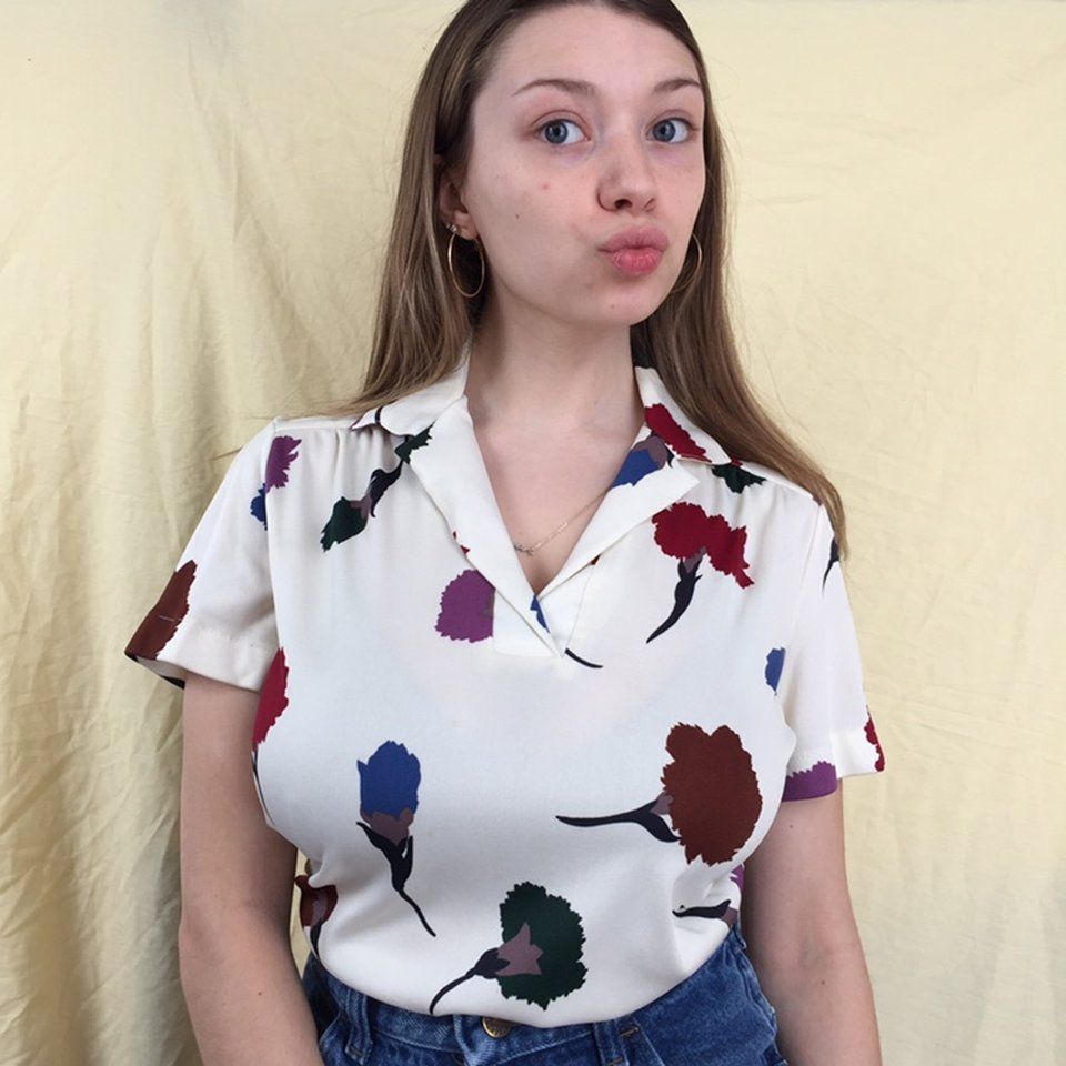 Cutie Big Boobs Scrolller