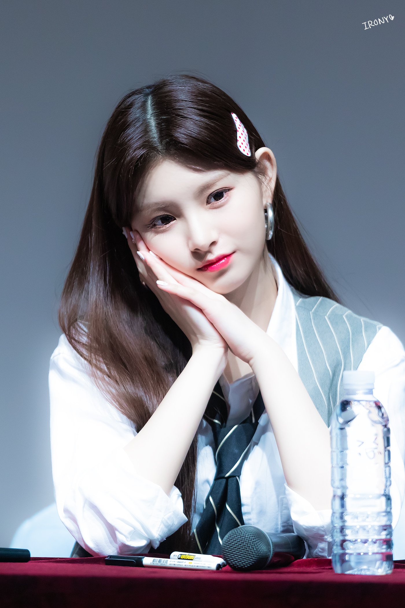 Cutie Yiren | Scrolller