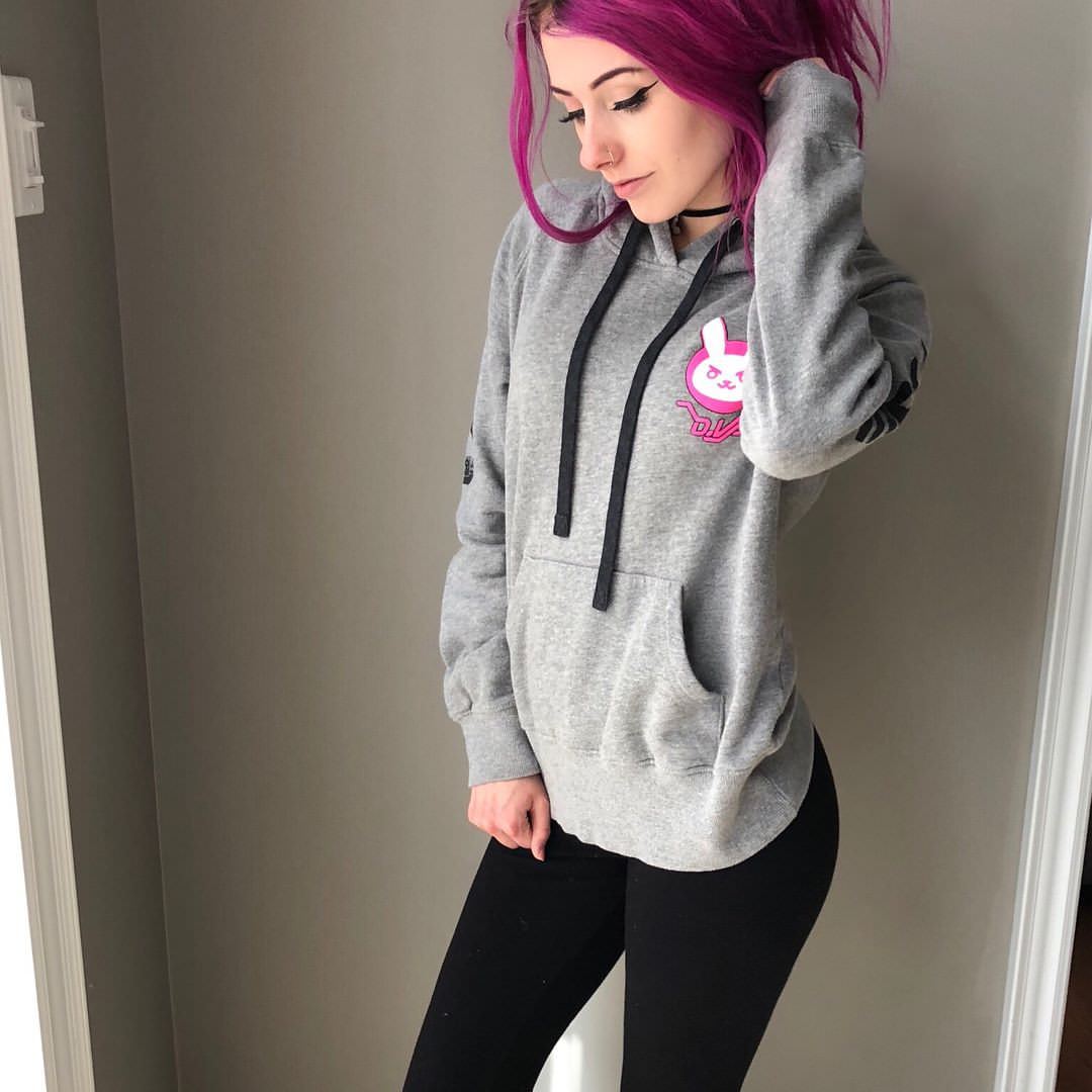 D.Va hoodie | Scrolller