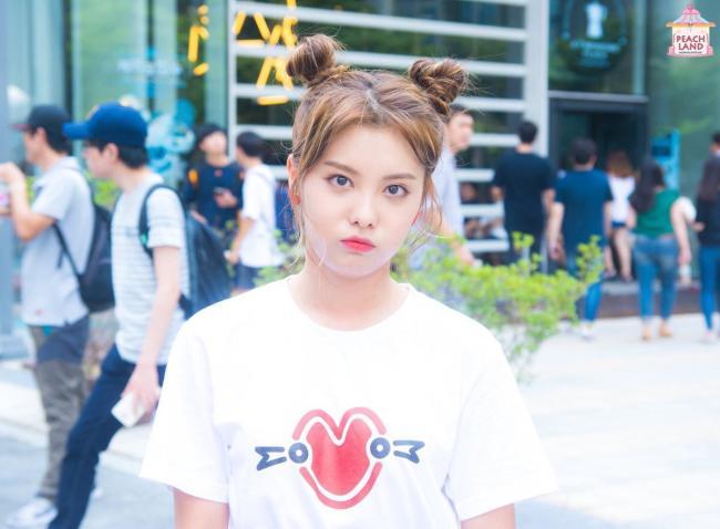 Daily Ahin #17 | Scrolller