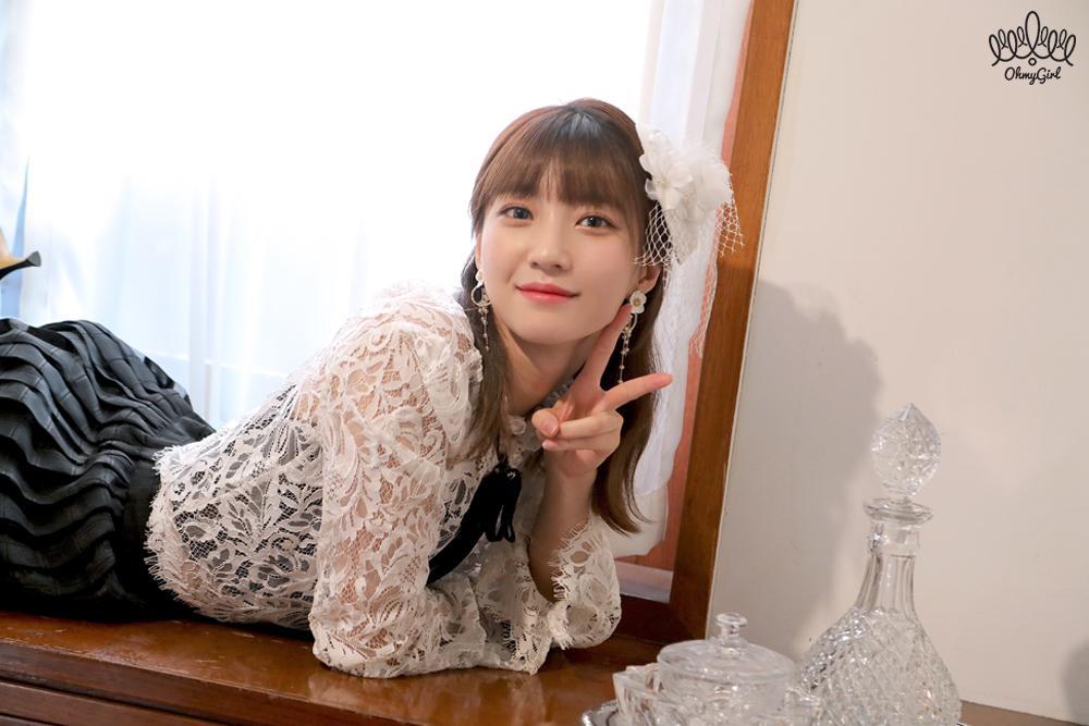 Daily Binnie #1141 - Hanging Out, How 'Bout You? | Scrolller