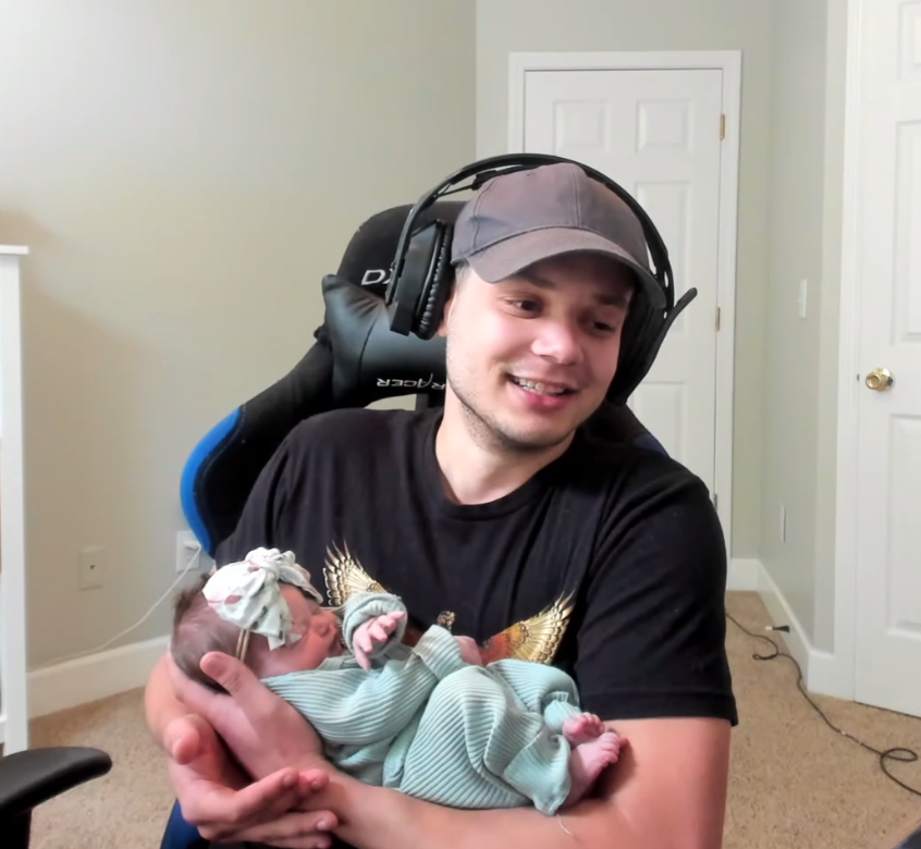 DAILY EROBB APPRECIATION THREAD | Scrolller