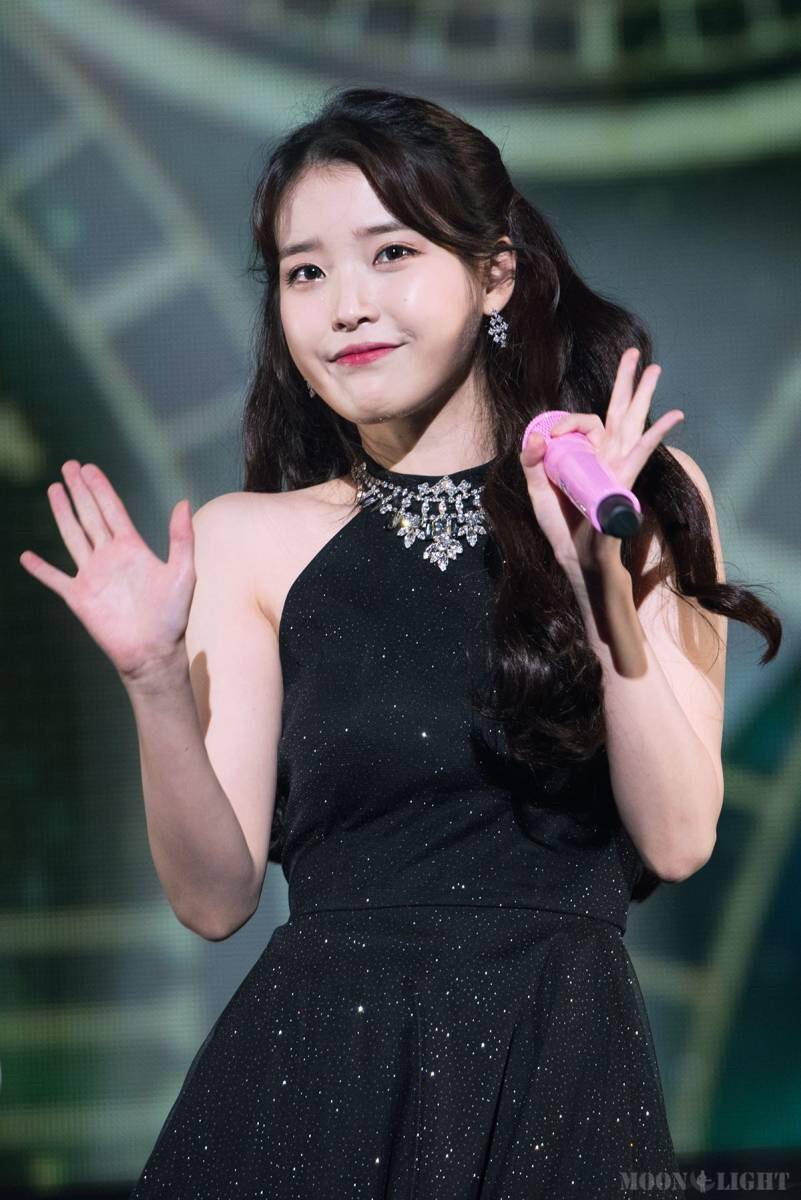 Daily IU #500 | Scrolller