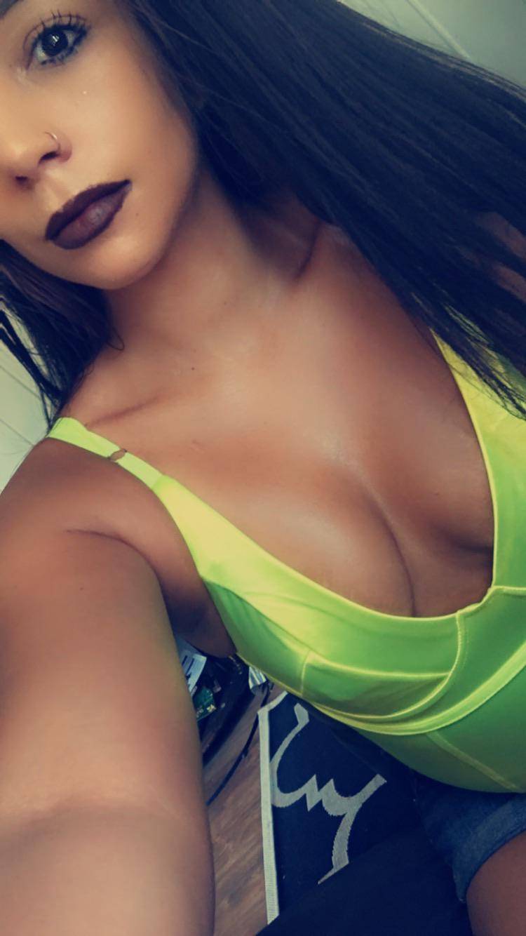 Daily Posts - Special Requests- Customs 💚 | Scrolller