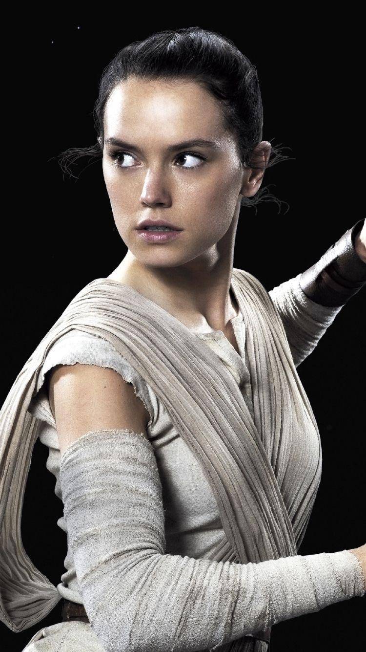 Daisy did an amazing job playing as Rey | Scrolller