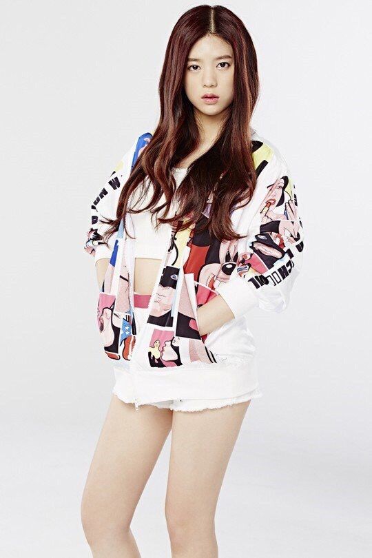 Daisy Tuesday | Scrolller