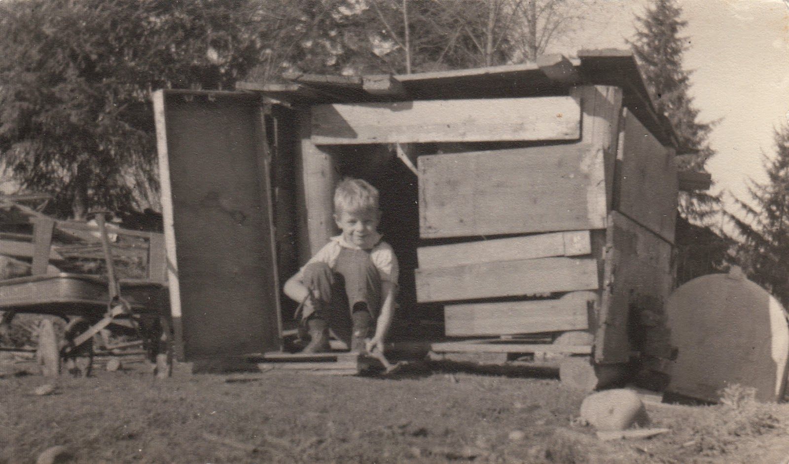 Dale and the playhouse he made, 1940 | Scrolller
