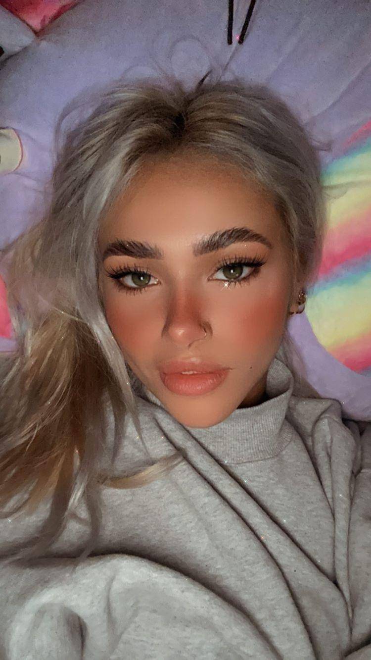 Damn shawty😻 | Scrolller