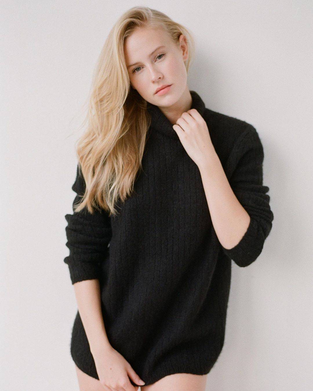 Danika Yarosh | Scrolller