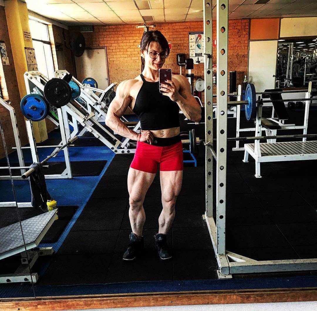 Daria Diossi Scrolller