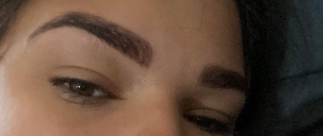 Day 1 (I have thick brows to begin with) | Scrolller