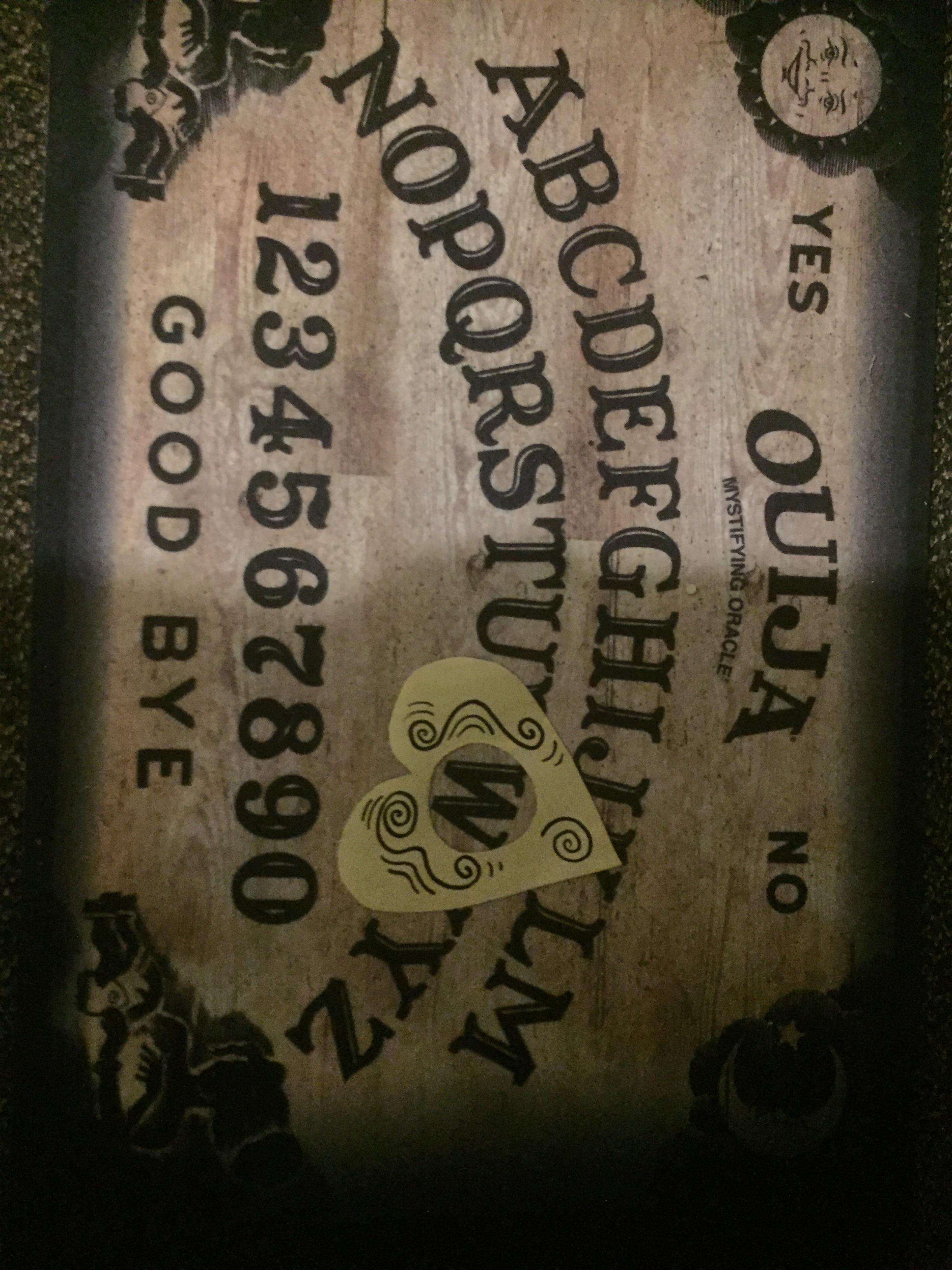 Day one messing with my downstairs neighbors ouija board doormat. | Scrolller