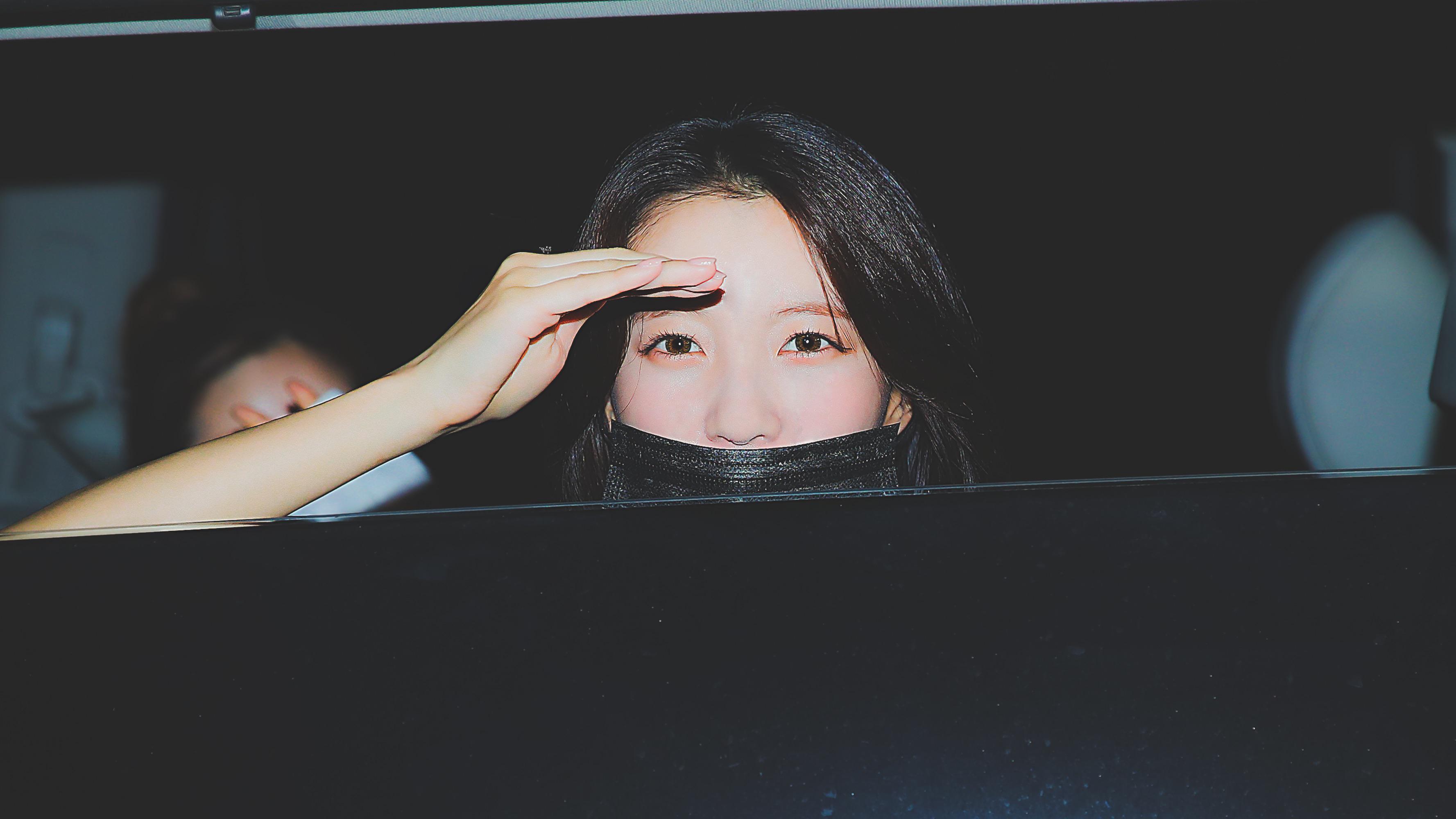 DB #1178 - Salute | Scrolller