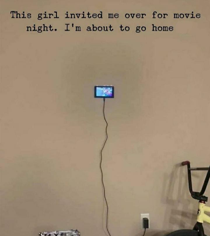 Dead body reported | Scrolller