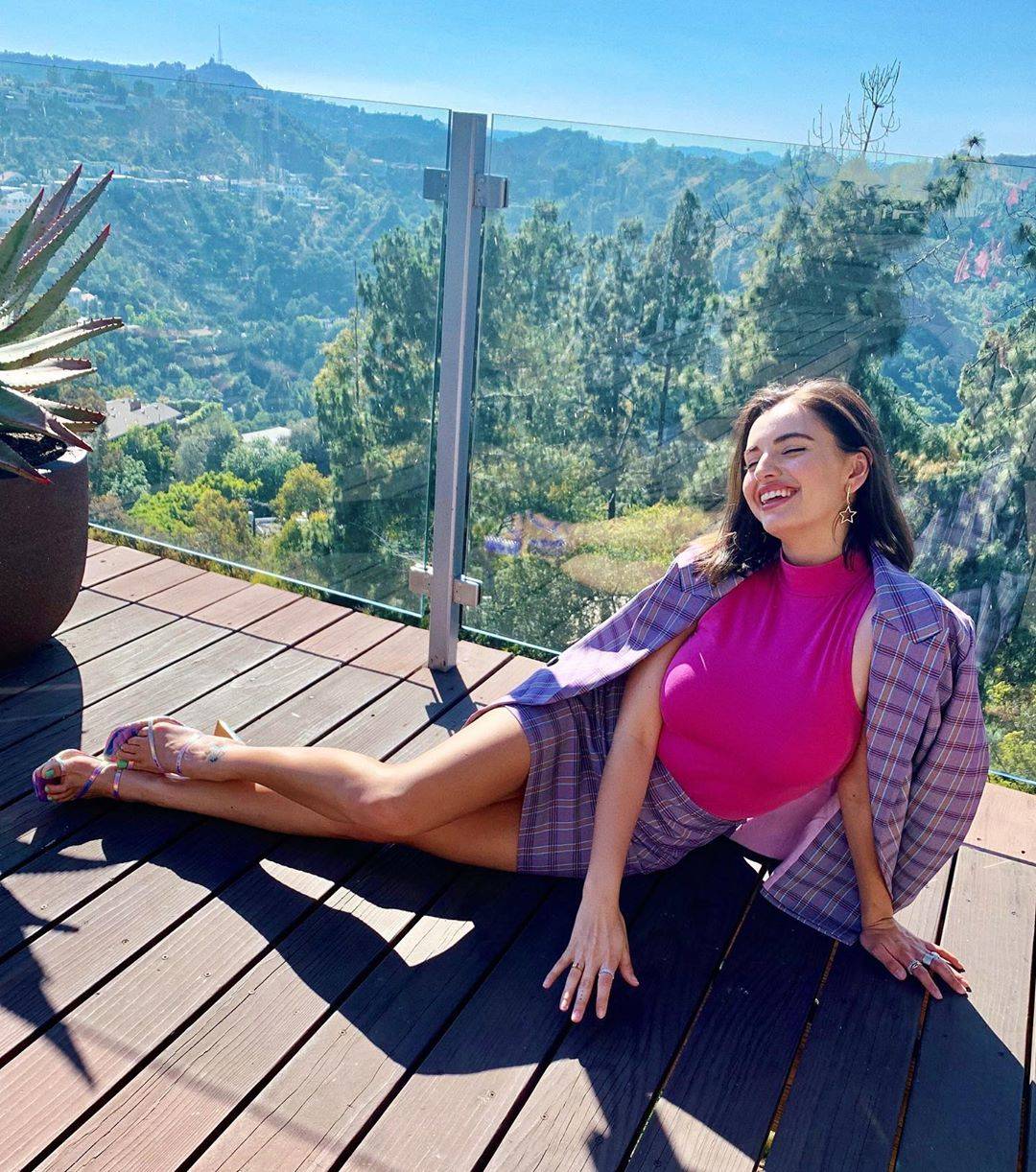 Decking part 2 | Scrolller