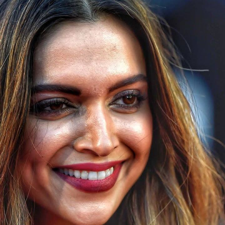 Deepi 💦💦 | Scrolller