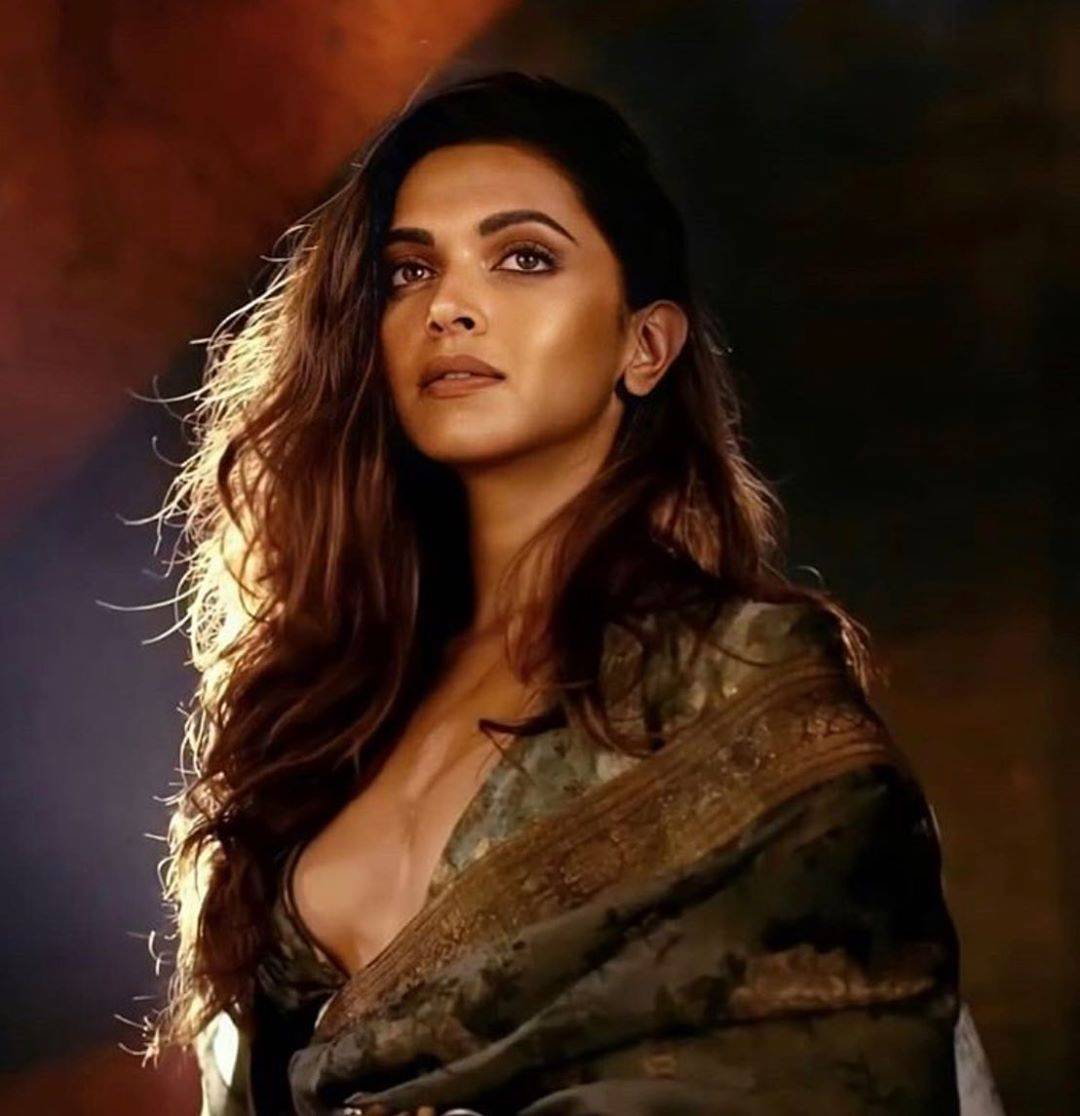 Deepika Padukone | Scrolller