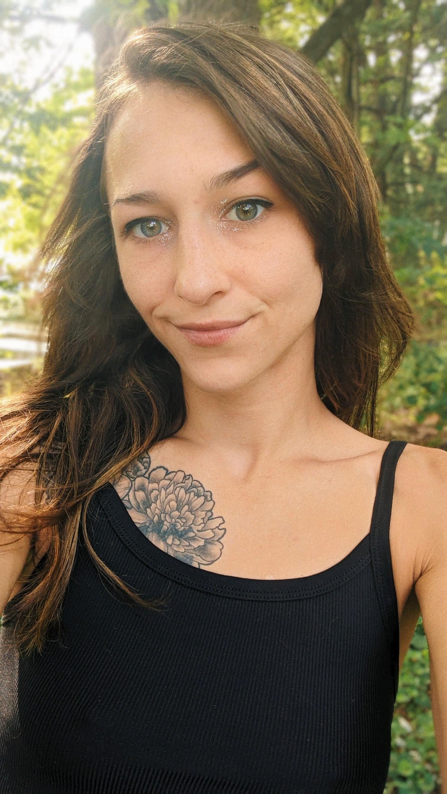 definitely not a perfect 10, so maybe fate brought me to this sub | Scrolller