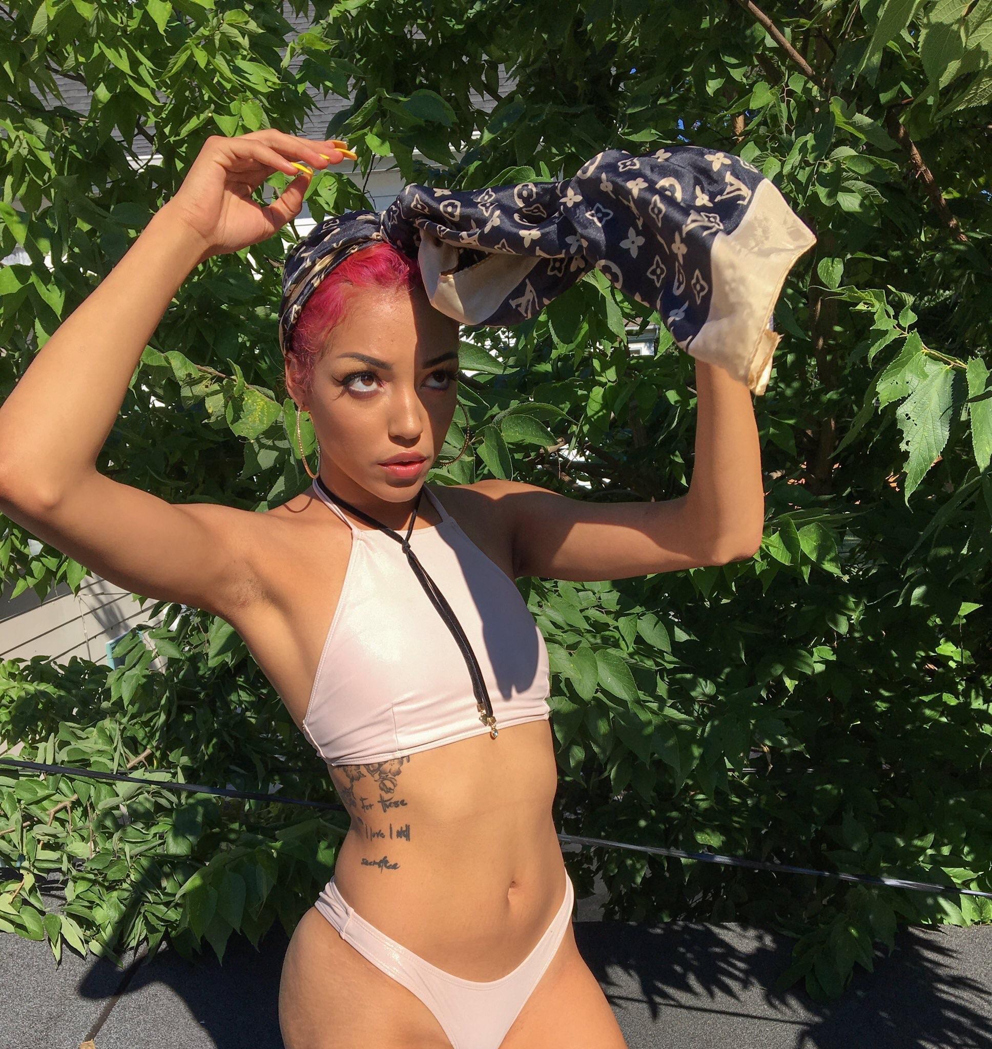 Delicious | Scrolller