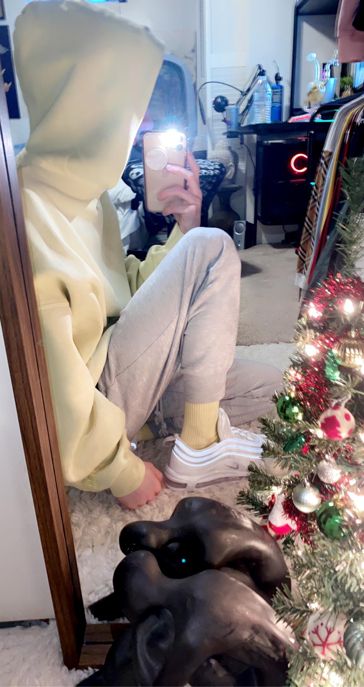 Depressed Lemonade 🍋 | Scrolller