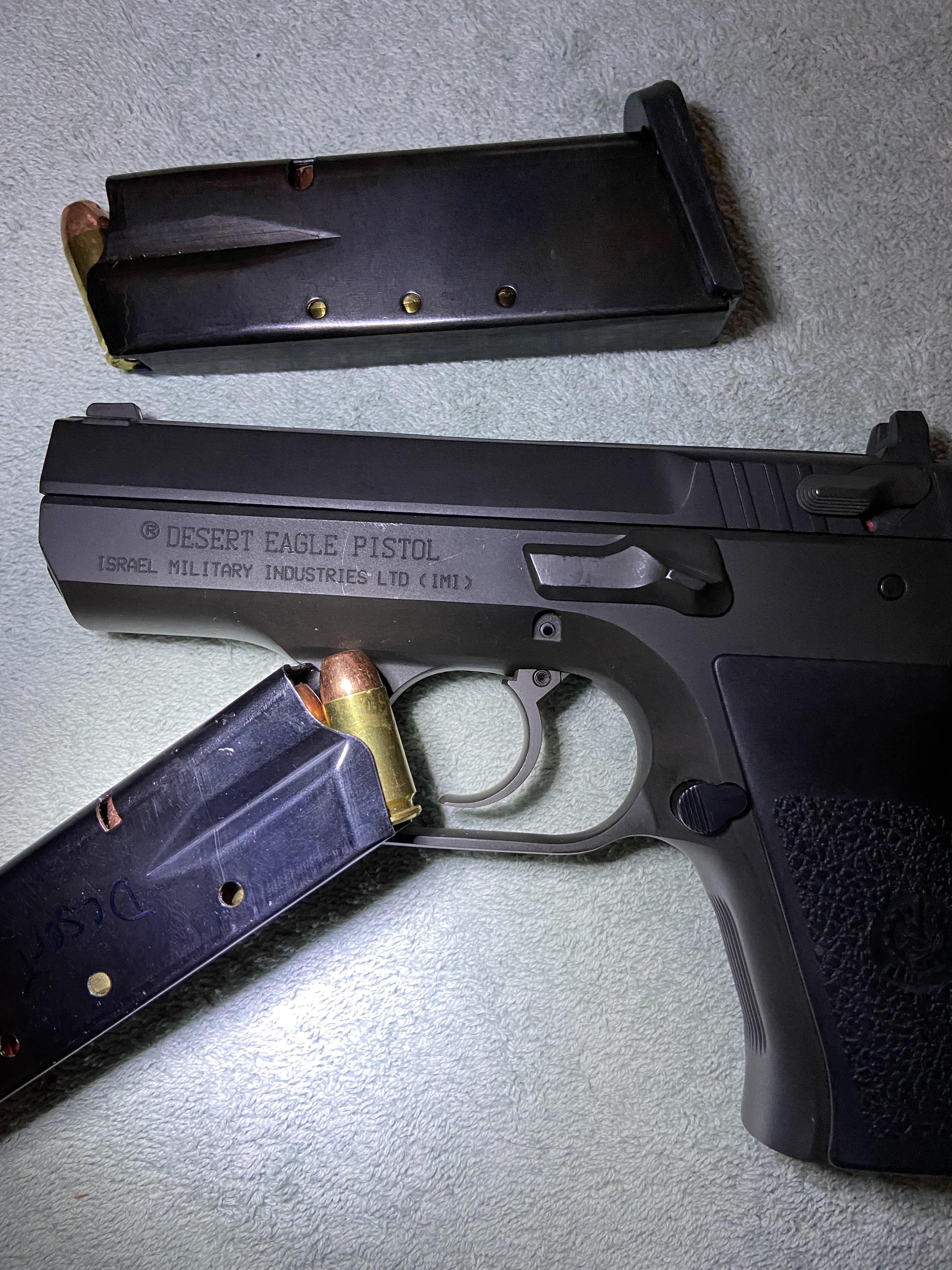 Desert Eagle.40 | Scrolller