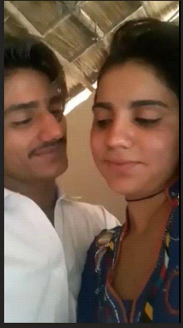 Desi Lover Enjoy Loving Kiss Big Round Boobs Scrolller