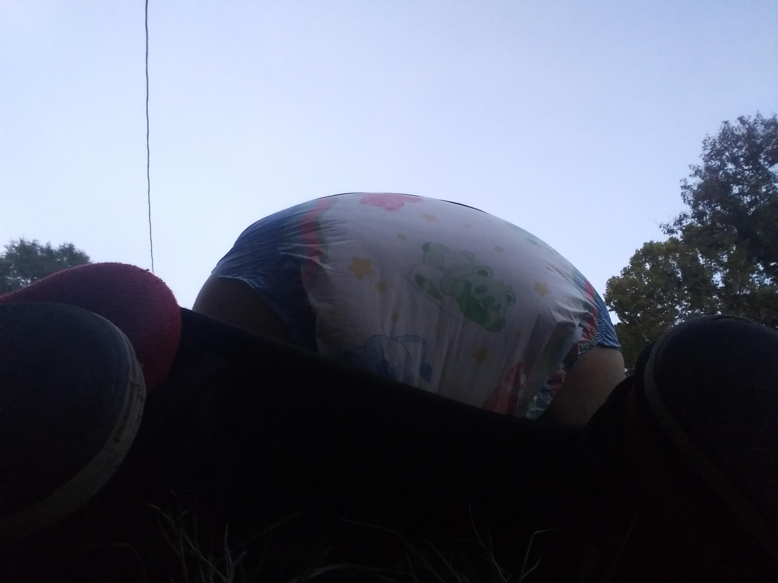 Diaper butt outside | Scrolller