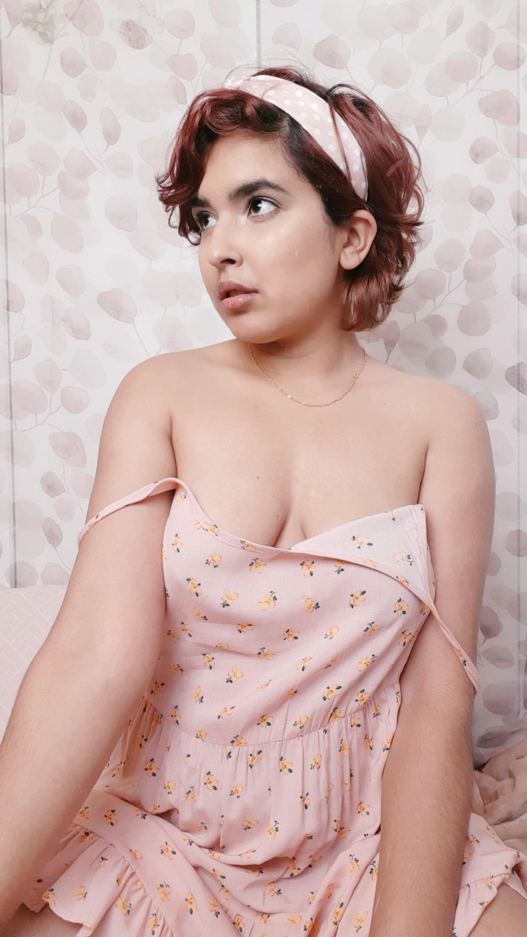 I think my sundress might be slipping a little [oc] | Scrolller