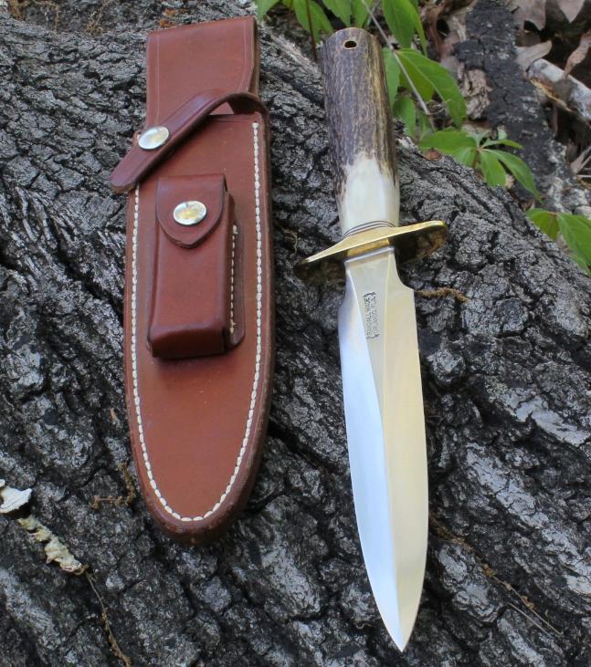 Did someone say fixed blade friday? | Scrolller