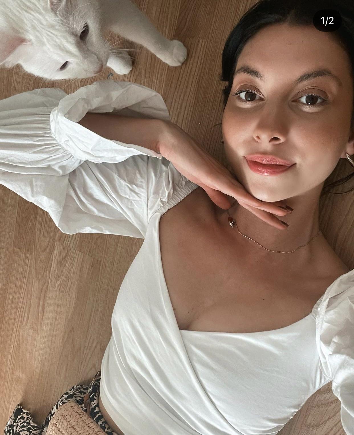 Die erwartet richtig meine fette Ladung | Scrolller