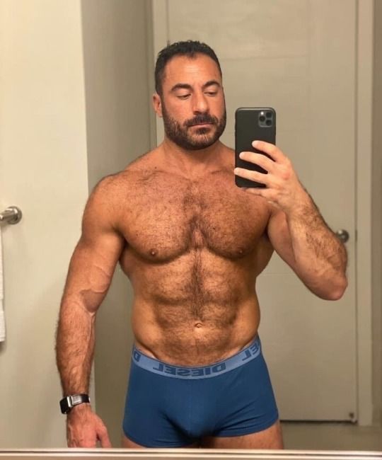 diesel selfie | Scrolller