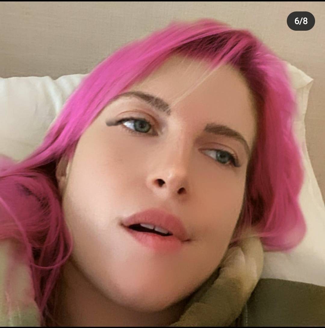 Different look | Scrolller