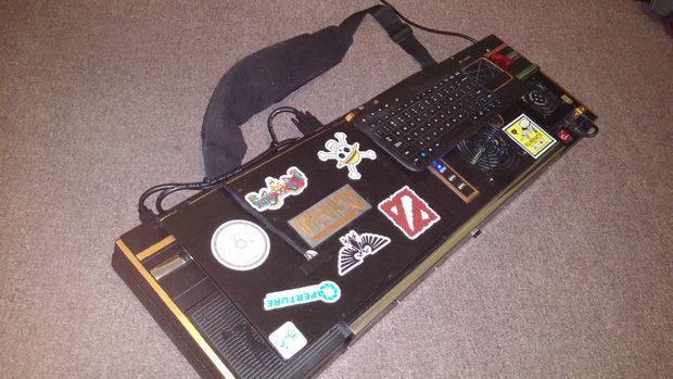 DIY cyberdeck | Scrolller