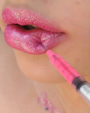 DIY injected lips! | Scrolller