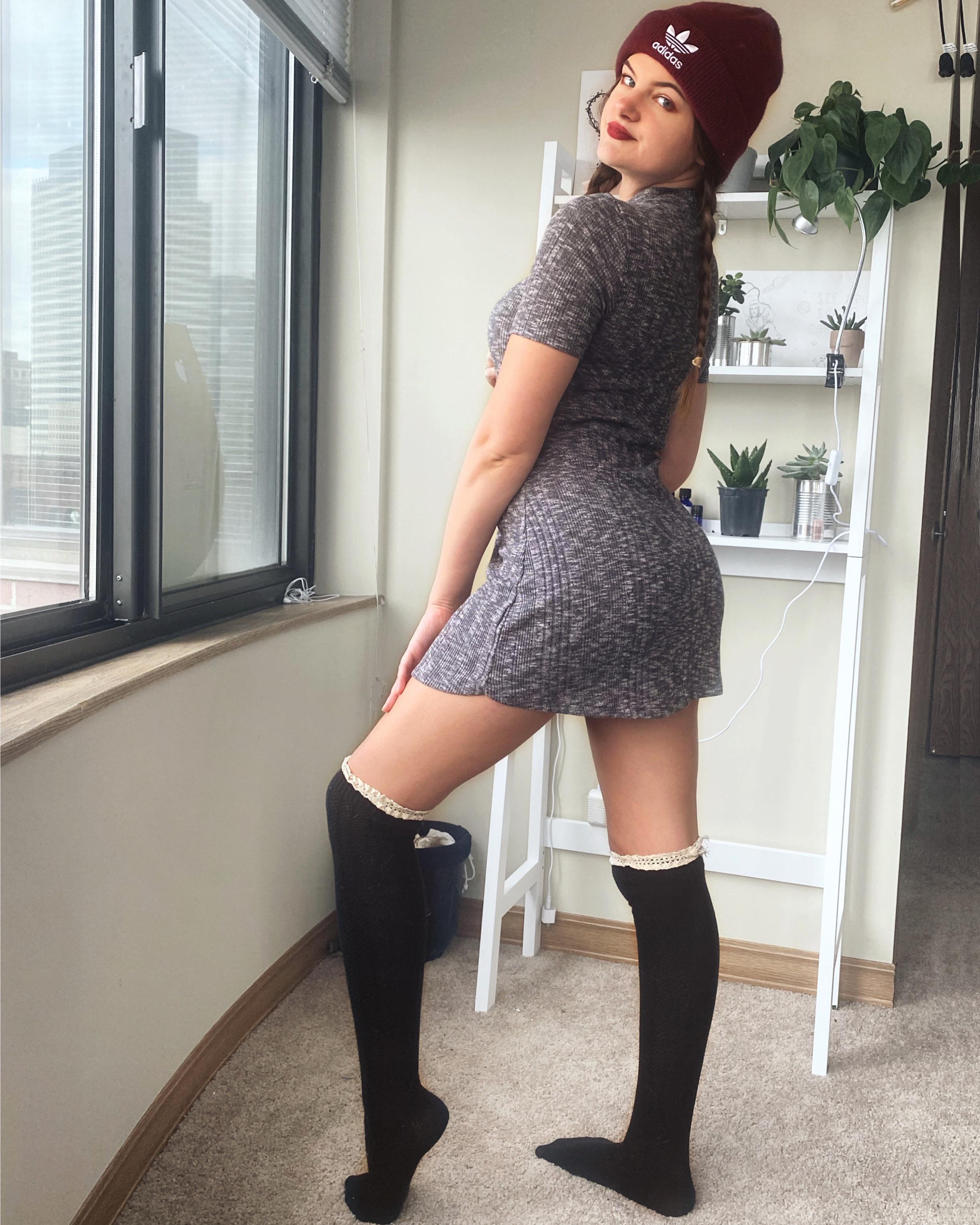 Feelin’ cute in my sweater dress :) | Scrolller