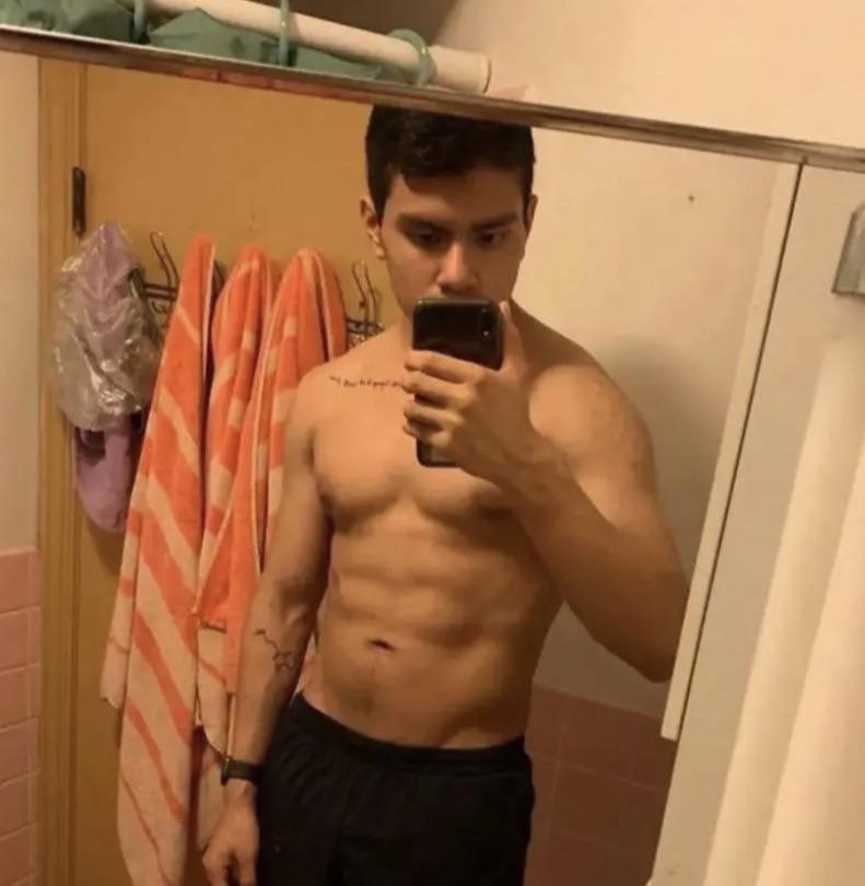 Do i fit on this subreddit? | Scrolller