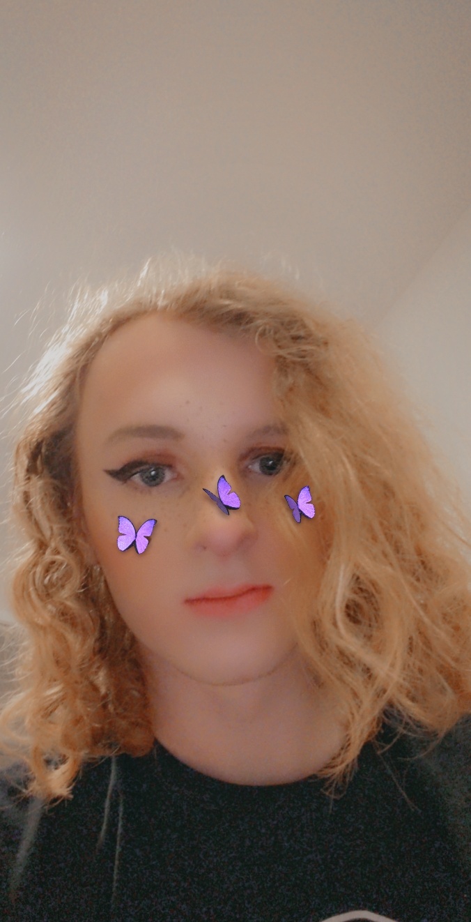 Do I pass? 18yo Mtf pre everything | Scrolller