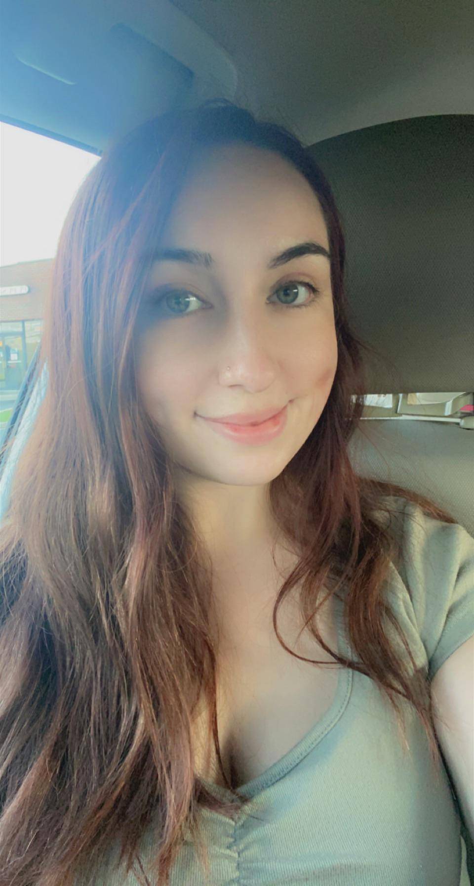 Do I still look good without makeup? F23 💗💋 | Scrolller