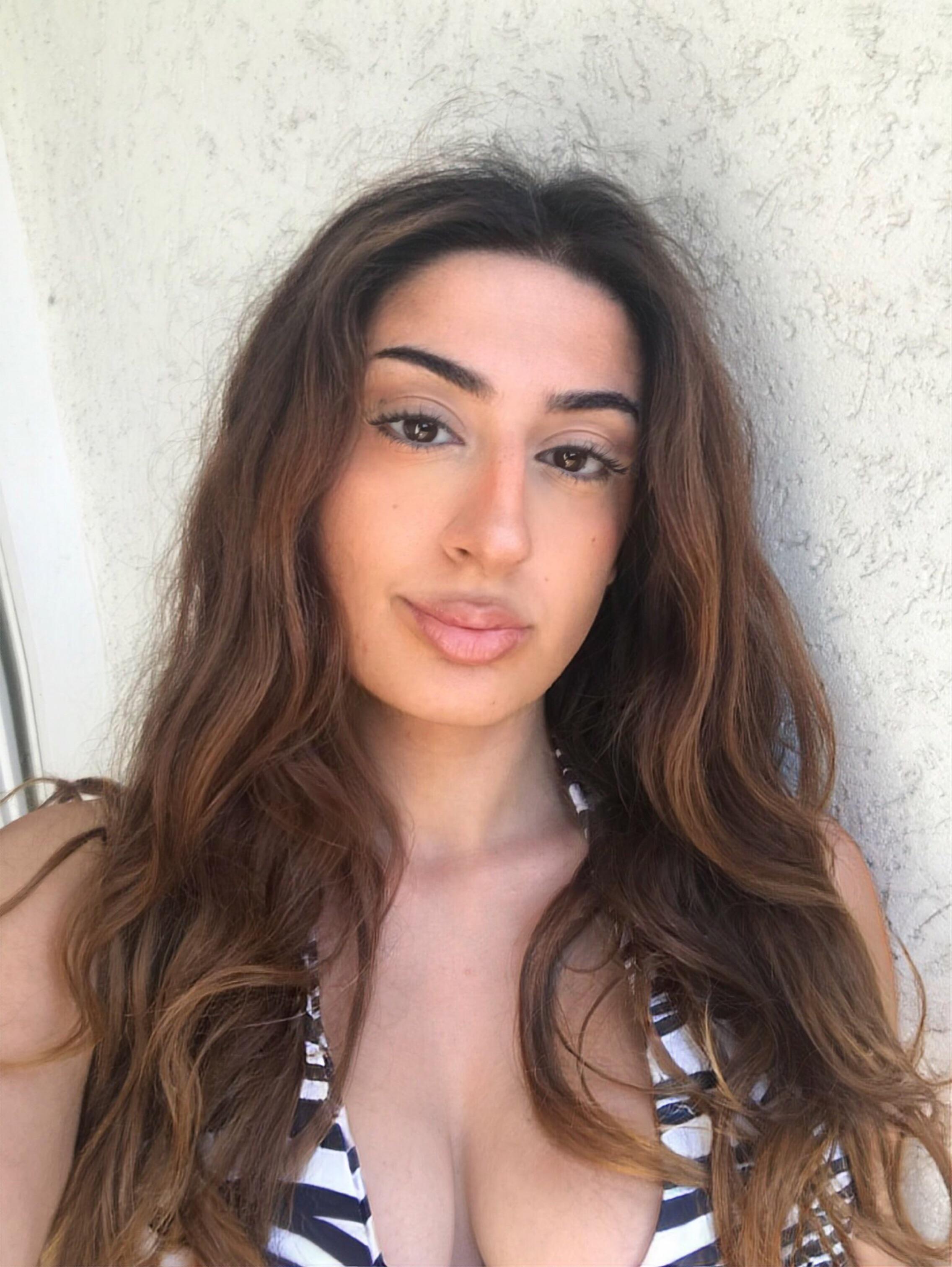 Do you like dark eyes? | Scrolller