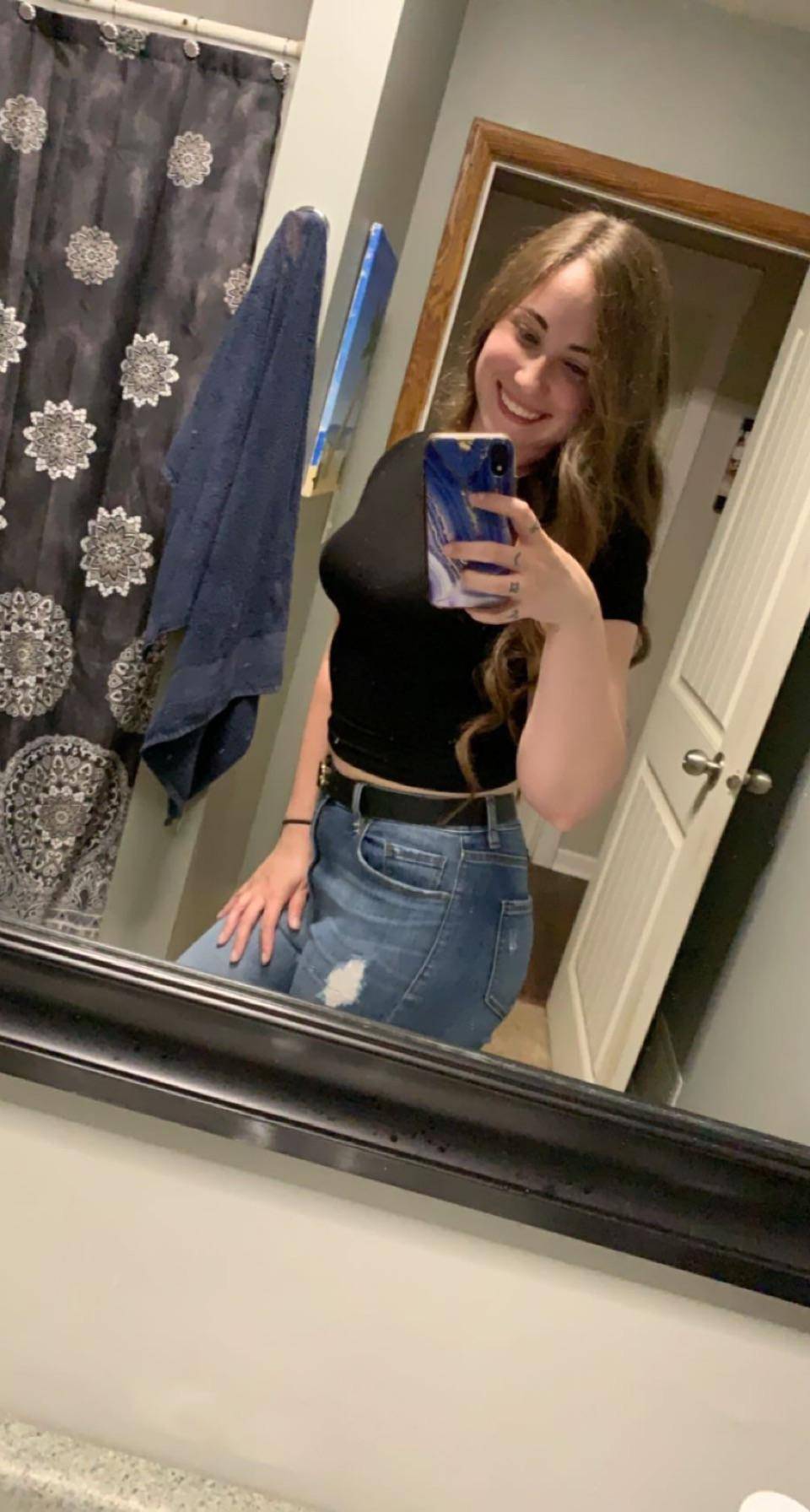 Do you like mirror selfies? | Scrolller